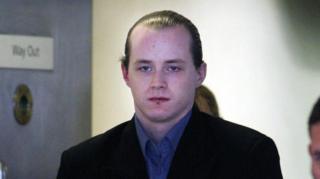 Murderer Luke Mitchell claims parole board acted unlawfully - BBC News