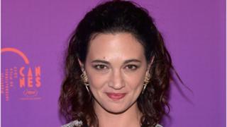 Harvey Weinstein scandal: Who has accused him of what? - BBC News