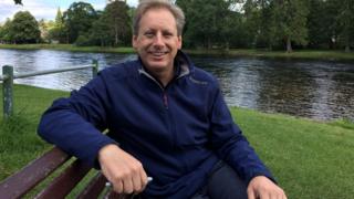 Scottish project tackles 'environmental impact' of pills - BBC News