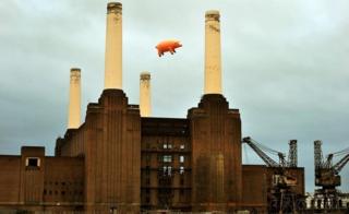 Revisiting London's iconic album cover images - BBC News