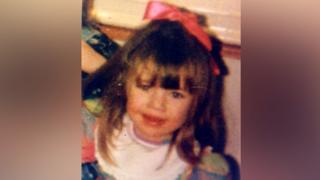 Nikki Allan: A mother's 30-year search for her daughter's killer - BBC News