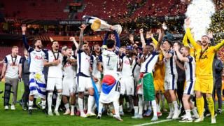 Tottenham trophy Europa League parade: Route, transport and times - BBC ...
