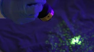 SmartWater: Forensic spray helping women to 'feel safer' - BBC News