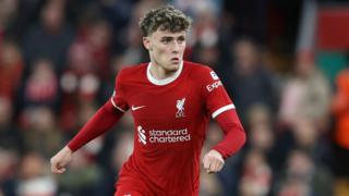 Bobby Clark: Liverpool agree transfer with Red Bull Salzburg - BBC Sport