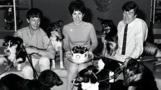Biddy Baxter: Blue Peter's formidable editor dies aged 92 - BBC News
