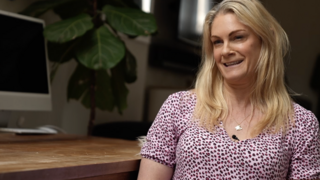 End of blame game in divorce laws in England and Wales - BBC News