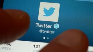 We look back at famous first tweets as Twitter turns 10 - BBC News