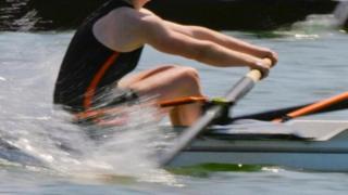 Ross Regatta moves 150th anniversary event upstream amid drought - BBC News
