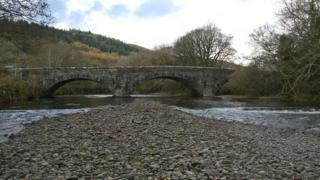 Part of A595 in Whicham Valley shuts to fix resurfacing 'defects' - BBC ...