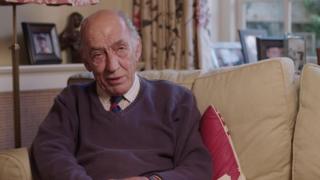 Former army head General Sir Mike Jackson dies - BBC News