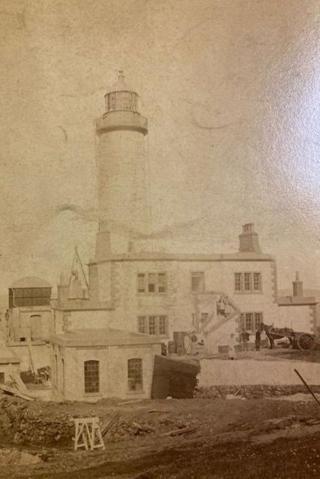 The men who hid a note in a Scottish lighthouse 132 years ago - BBC News