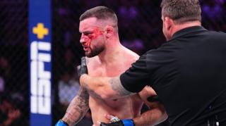 UFC: Kiefer Crosbie calls out referee after illegal knee ends fight in ...