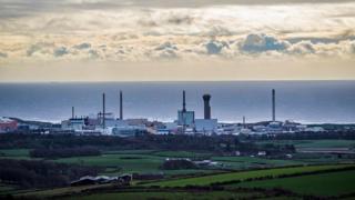 Sellafield nuclear plant contractors PX Ltd to strike - BBC News