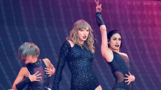 How 'Swiftonomics' is impacting the music industry - BBC News