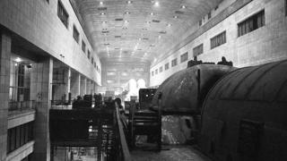 Battersea Power Station opens after decades of decay - BBC News