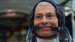 Valery Polyakov: Record-breaking Russian cosmonaut dies aged 80 - BBC News