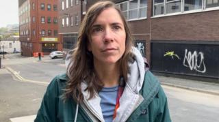 'Sheffield's homeless feel even more forgotten over Christmas' - BBC News