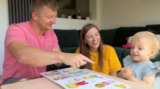 Sign language - BBC News