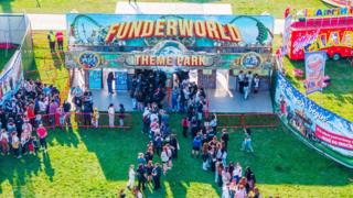 Bristol in Pictures: Funderworld, Lionesses and jazz brunches - BBC News