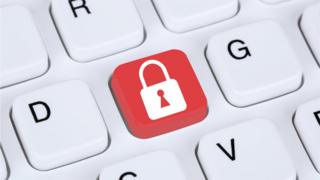 Microsoft Windows 10 breaches Dutch privacy law - BBC News