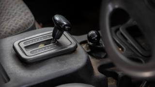 Vera's Land Rover from detective show goes on display - BBC News