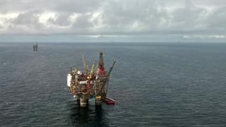 More North Sea exploration to be allowed in new Labour plan - BBC News