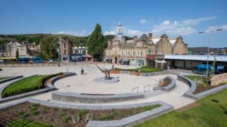 Pendle Borough Council - BBC News