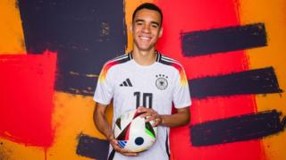 Musiala: The German superstar who used to play for England - BBC Newsround