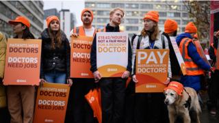 Last-minute offer may avert next week's doctor strike - BBC News