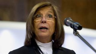 What is the point of Lebedev peerage, asks ex-Lords speaker - BBC News