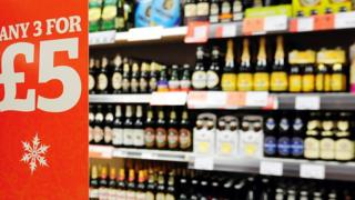 Wales alcohol pricing scheme: How will it work? - BBC News