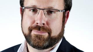 Schools close to funding breaking point, warn heads - BBC News