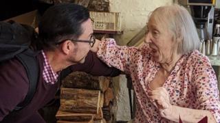 Andrew Pierce shares his 'hard' mission to find his birth mother - BBC News