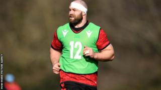 WillGriff John: 'Genetically gifted' Scarlets prop aims to power into ...