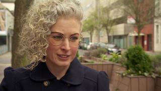 Obesity: Goal to make healthier food and drink more affordable - BBC News