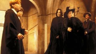Alan Rickman: Friends and stars pay tribute - BBC News