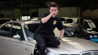 Rare MG Rover prototypes parked outside old Longbridge car plant - BBC News