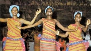 Somalia's lost tapes revive musical memories - BBC News