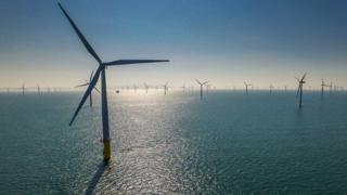 Giant wind turbine collapse to be investigated - BBC News