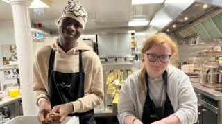 Kitchin kids join top chef to cook up opportunities - BBC News