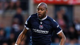 Scottish transfers: Mo Sylla joins Livingston from Dundee - BBC Sport
