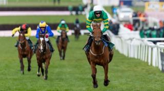 Laura Scott - BBC Sport