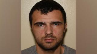 Lenny Scott: Prison service rocked by colleague's revenge murder - BBC News