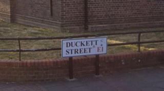 Tower Hamlets: Woman charged with murder of 31-year-old woman - BBC News