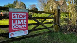 Wiltshire: Public to get say on Lime Down Solar Park plans - BBC News