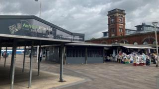 Tameside Metropolitan Borough Council - BBC News