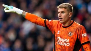 Goalkeeper Kucherenko leaves Dundee United for Greece - BBC Sport