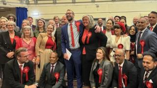 Will Stone: Swindon Labour MP to face Brazilian jiu-jitsu fight - BBC News