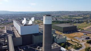 NI power supply was 'at risk of failure', MLAs told - BBC News