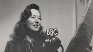 Radio - Y newyddion a straeon diweddaraf - BBC Cymru Fyw